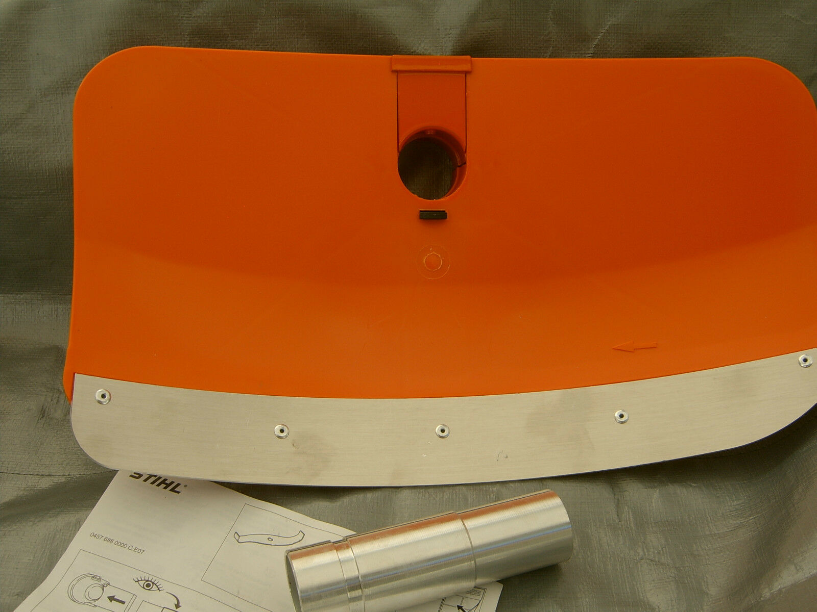 Stihl Deflector – Oakleys Garden Machinery